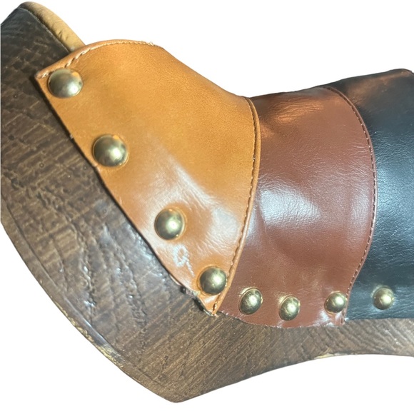 Olivia Miller | Shoes | Olivia Miller Tri Color Clog Heels Size 9 ...